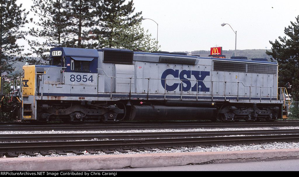 CSXT 8954